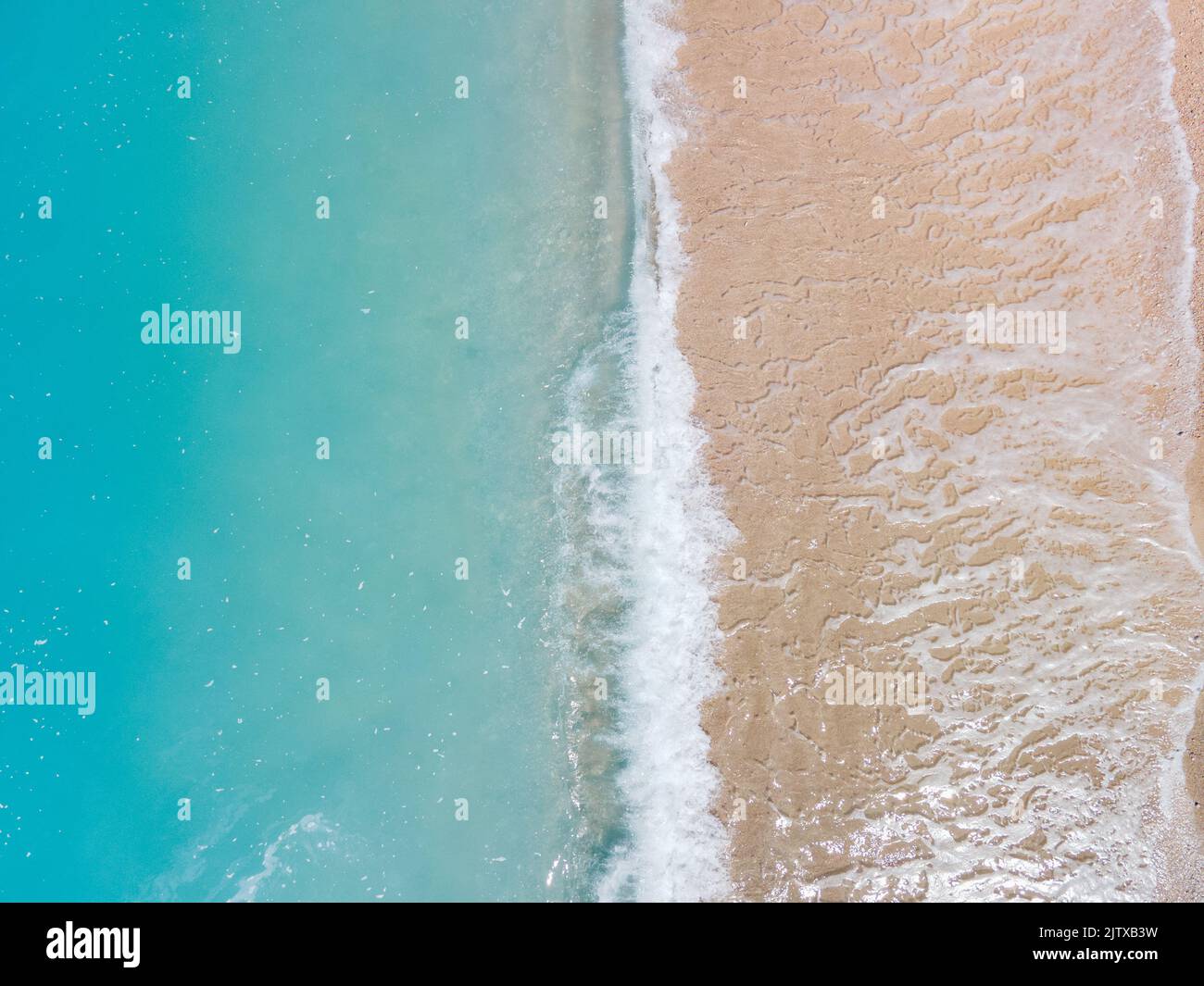Overhead view clear beautiful sea hi-res stock photography and images ...