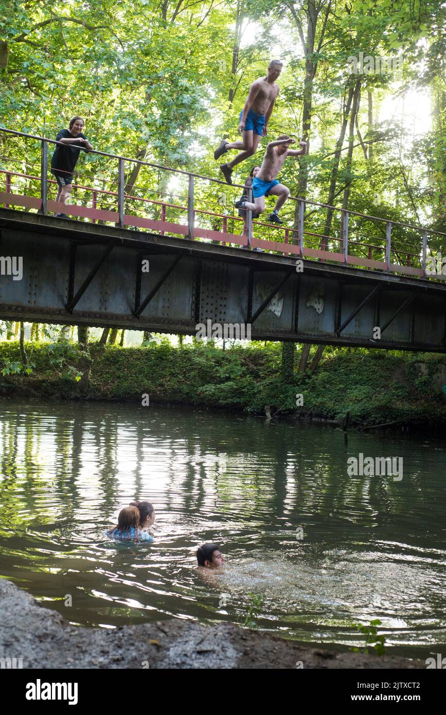 Bridge Jumping