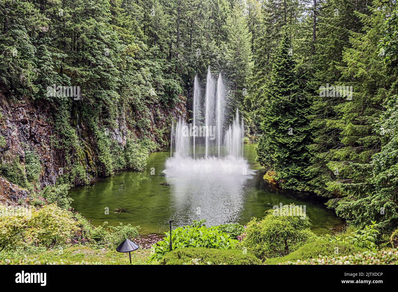 Ross Fountain in Butchart Gardens near Victoria, Vancouver Island ...