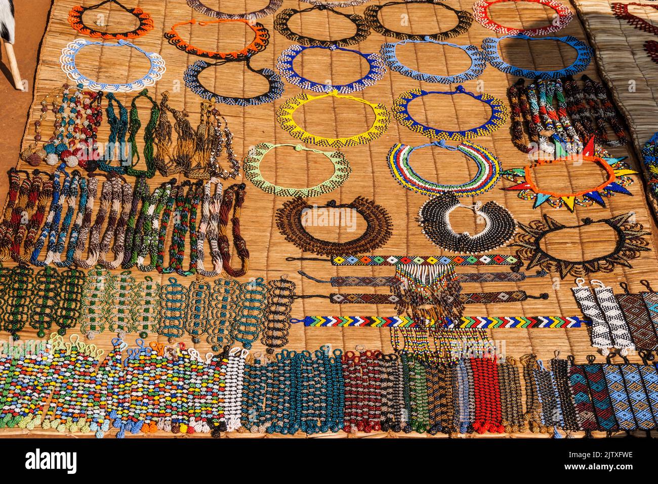 Costume zulu hi-res stock photography and images - Alamy