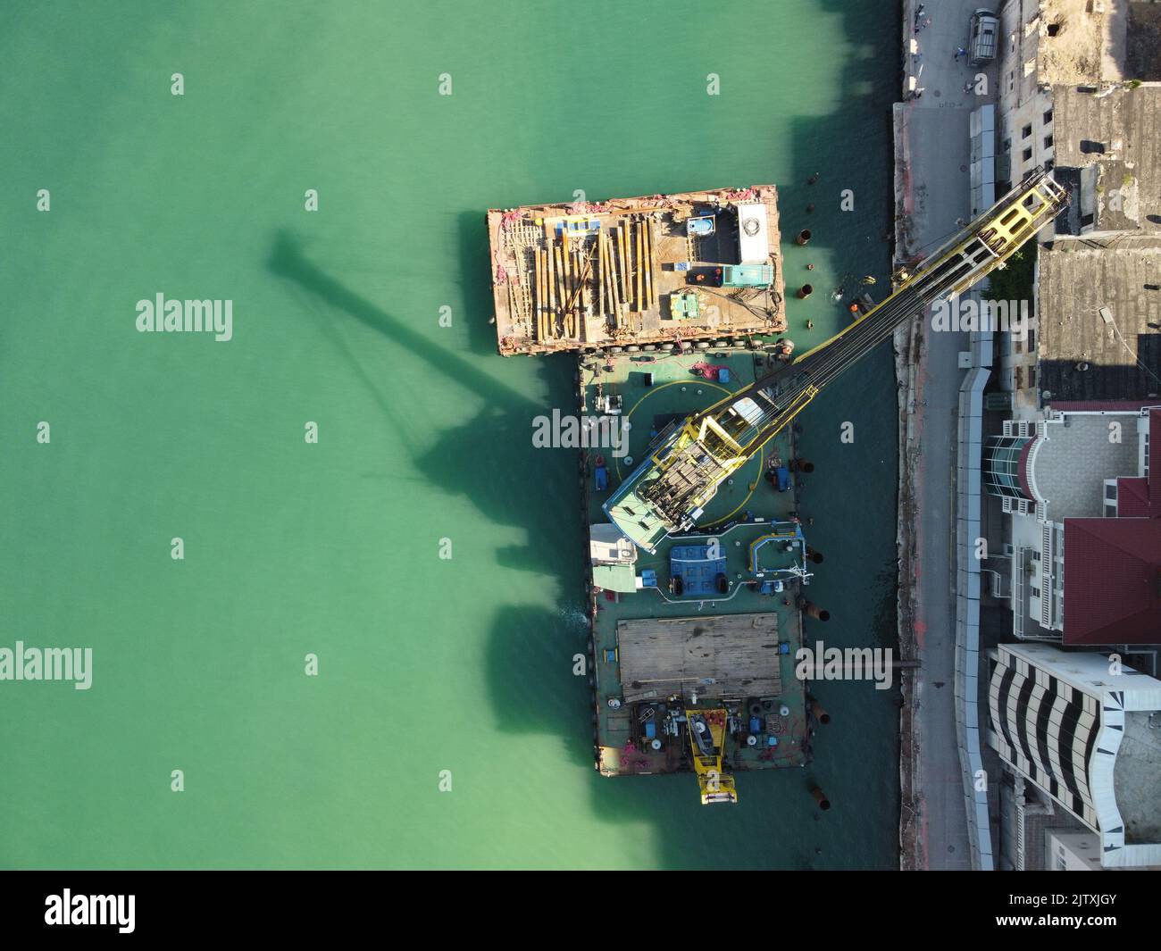 Floating barges hi-res stock photography and images - Alamy