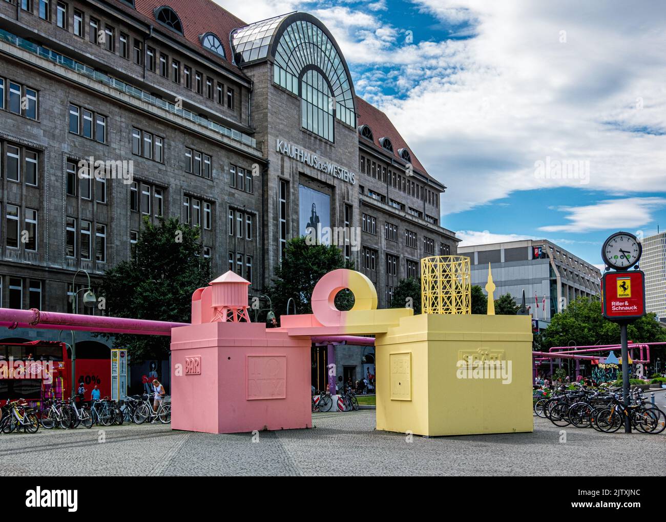 Open-air exhibition, All We Wrote – The Passion Of Graffiti, celebrates ...