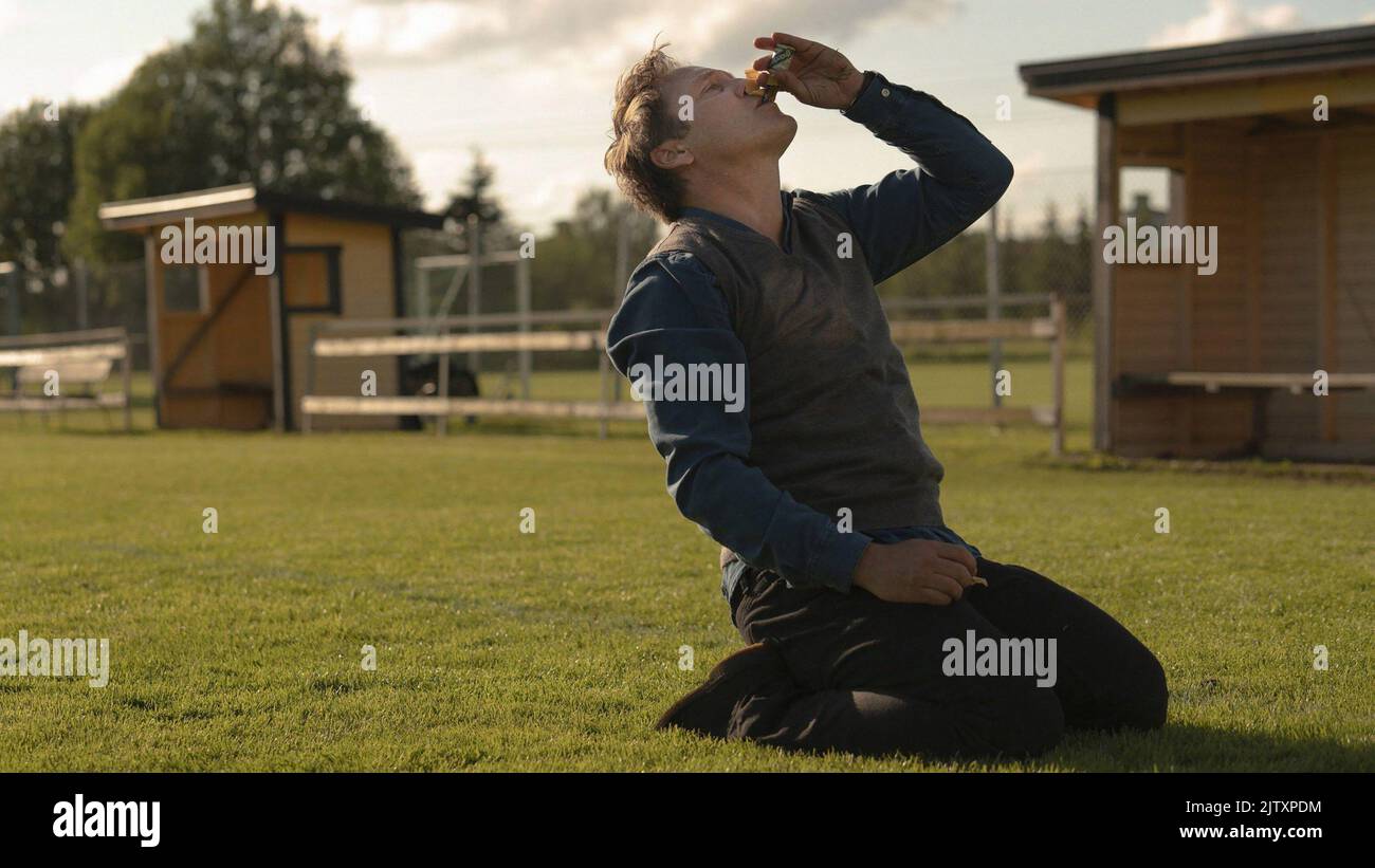 Another Round Druk Year : 2020 Denmark Director : Thomas Vinterberg ...