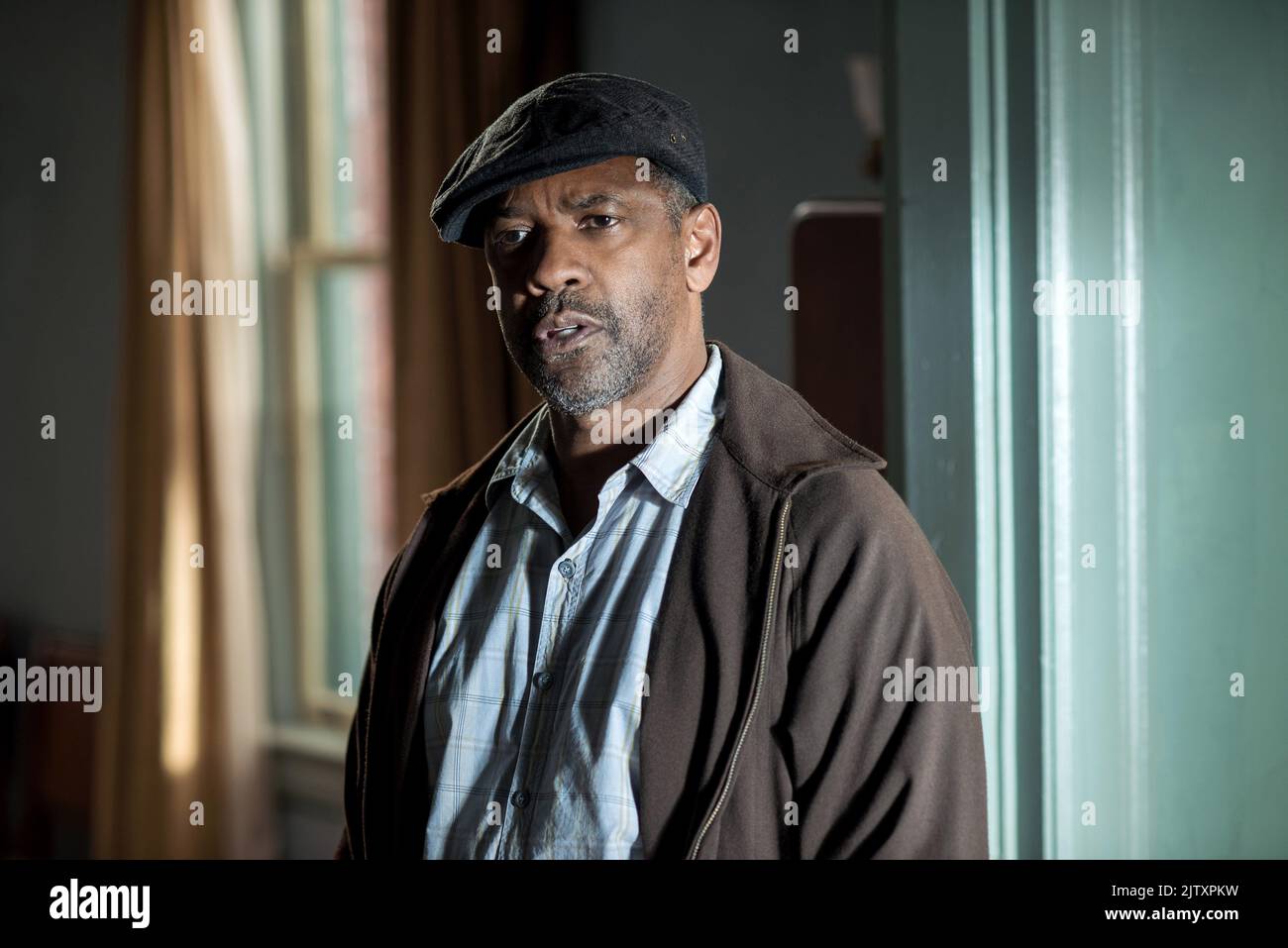 Fences denzel washington hi-res stock photography and images - Alamy
