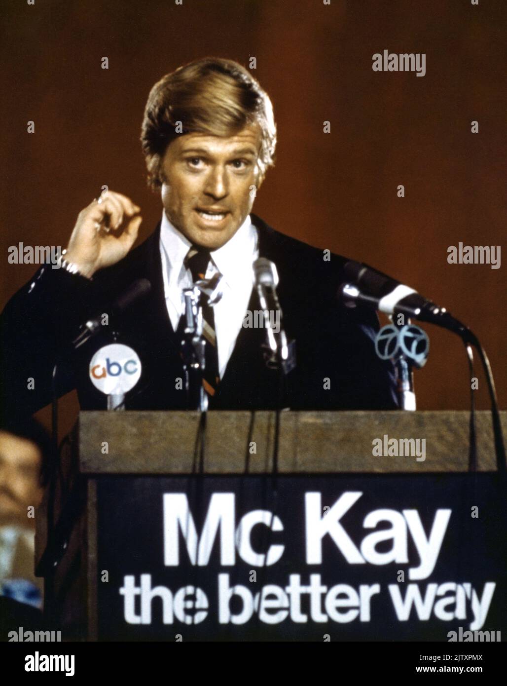 The Candidate Year : 1972 USA Director : Michael Ritchie Robert Redford ...