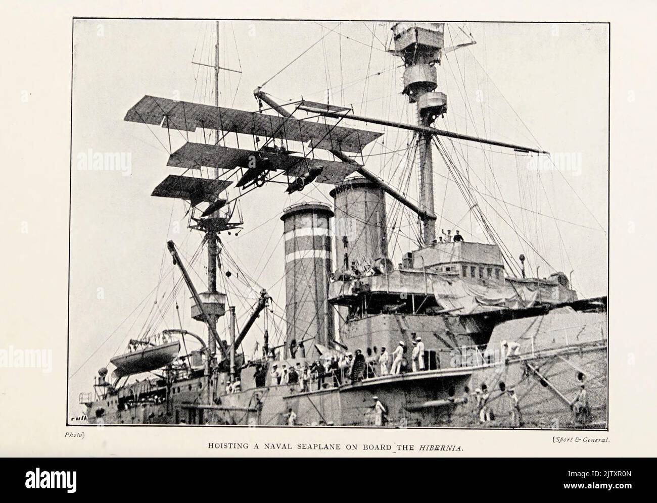 British warships hms hi-res stock photography and images - Alamy