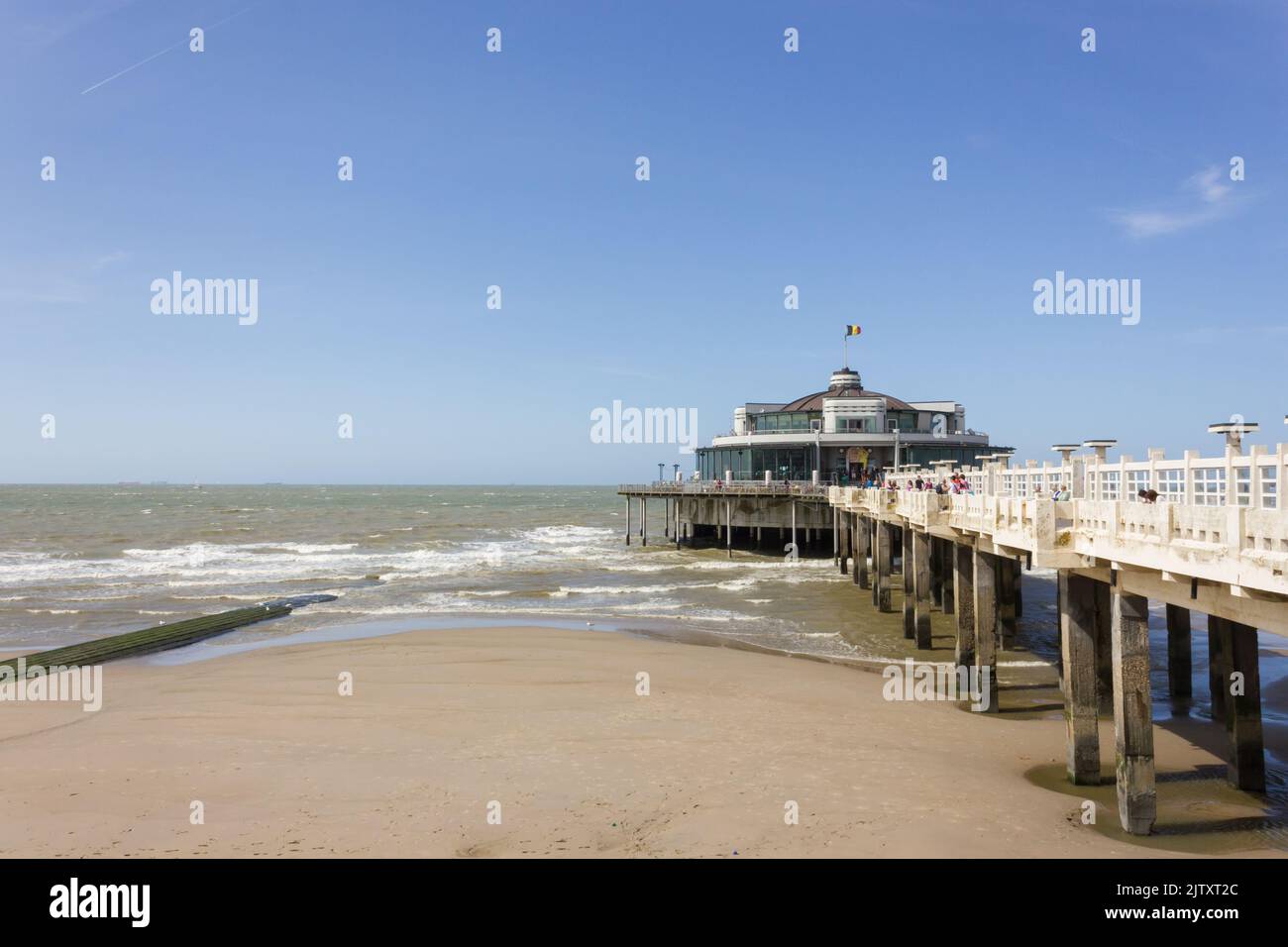 The 'Belgium Pier' and the north sea at summertime Stock Photo - Alamy