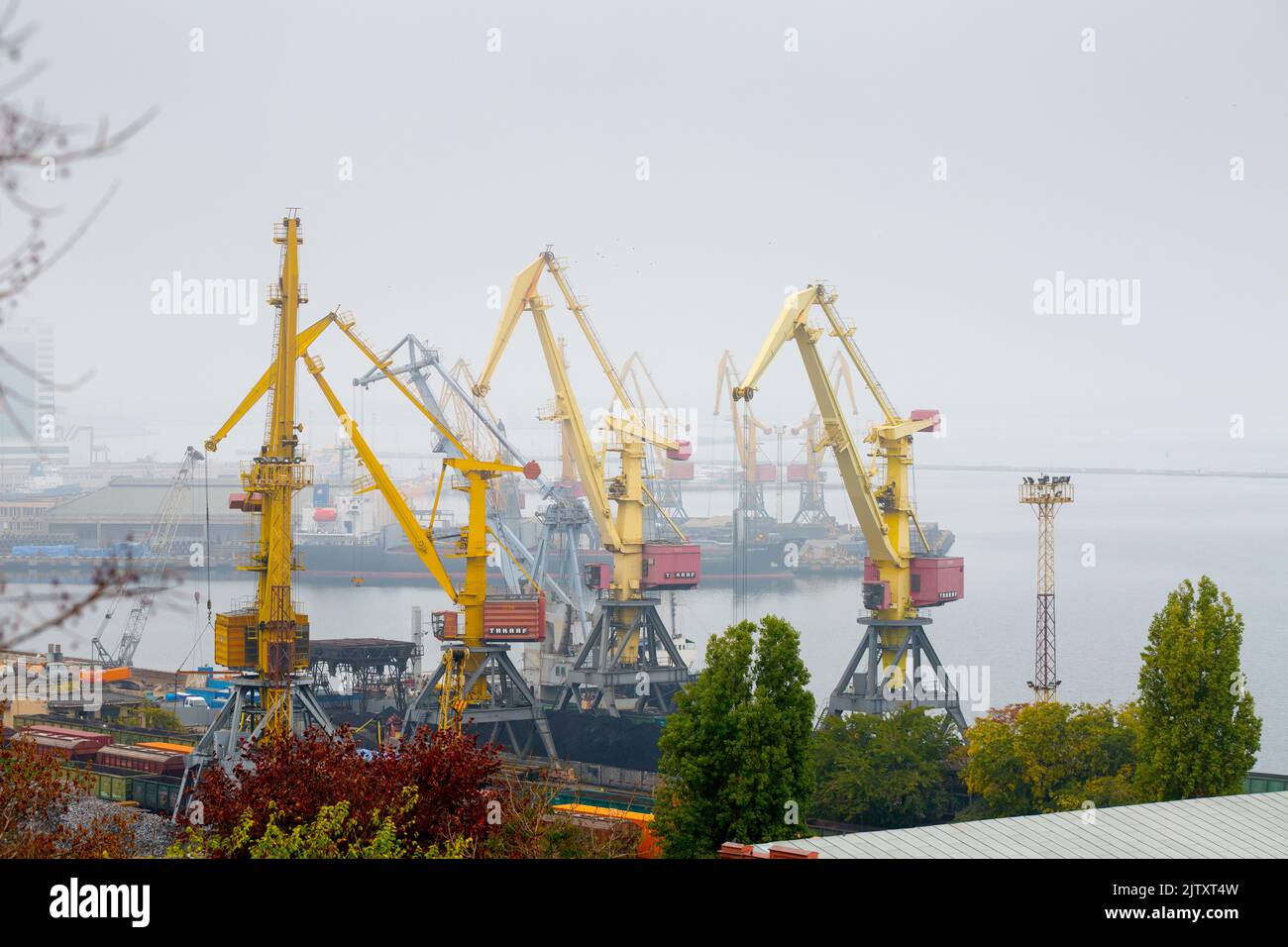 Bulk container side in metal hi-res stock photography and images - Alamy