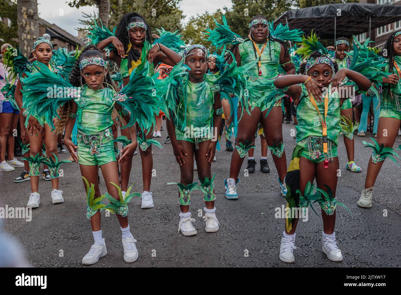 West Indian kids dancing at the Notting Hill carnival Stock Photo - Alamy