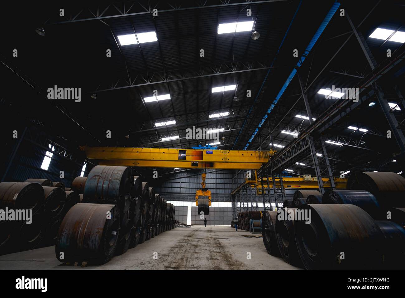 The inside of an iron and steel factory Stock Photo - Alamy