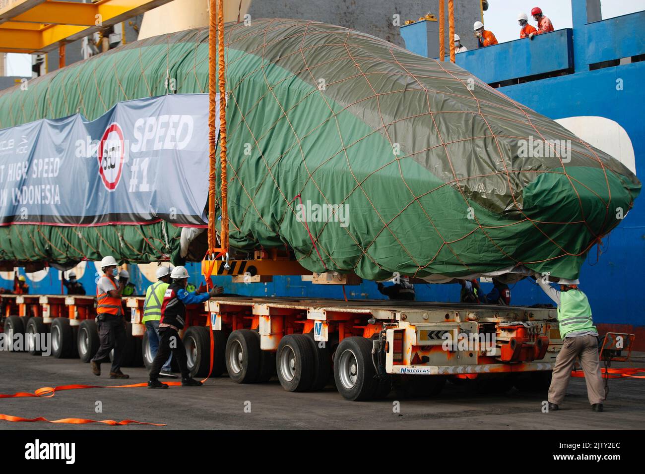 Belt and road initiative indonesia hi-res stock photography and images ...