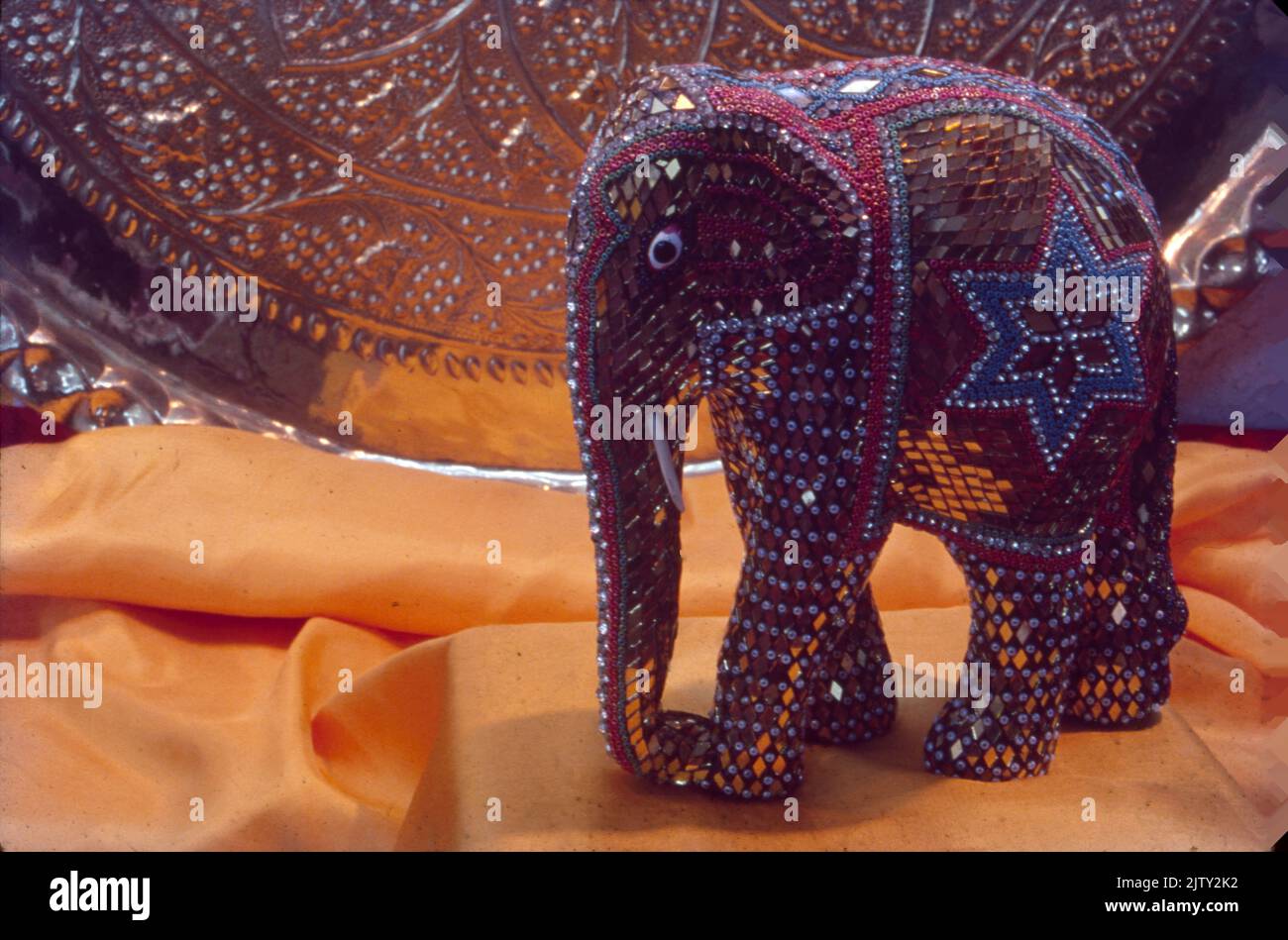 Mirrors on lacquer surface hi-res stock photography and images - Alamy