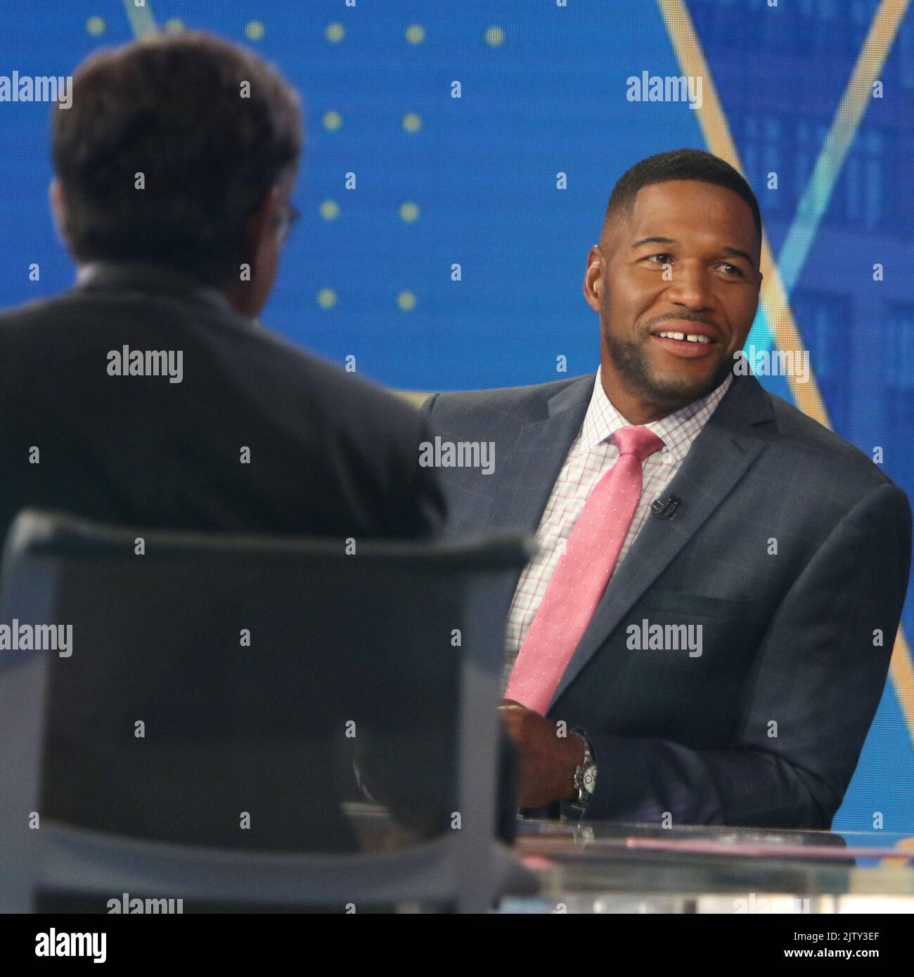 Cast of Good Morning America At The Studios -PICTURED: Michael Strahan -LOCATION: New York USA ...
