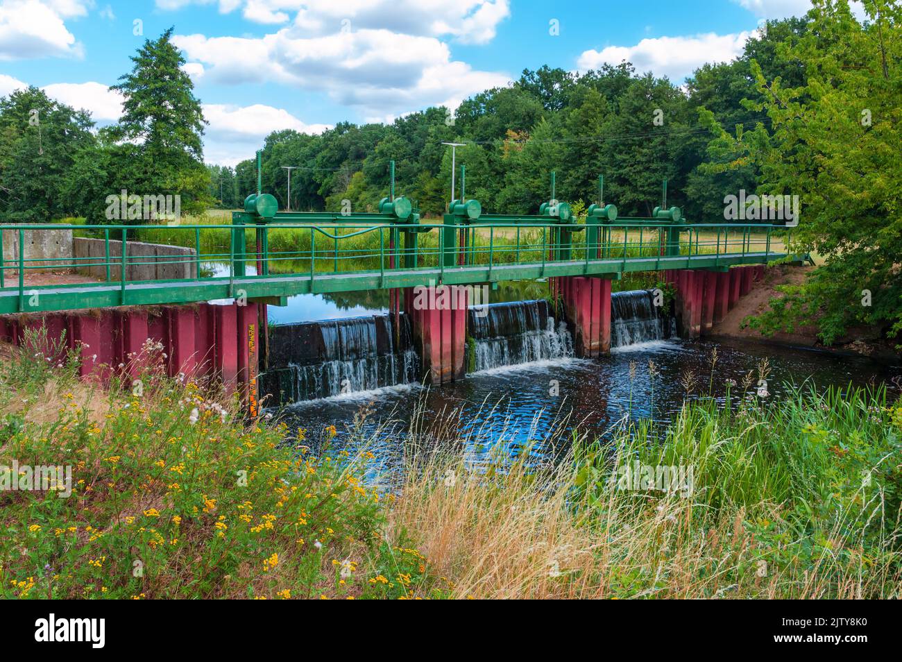 A sluice gate to regulate the level of a water channel near Calvorde ...