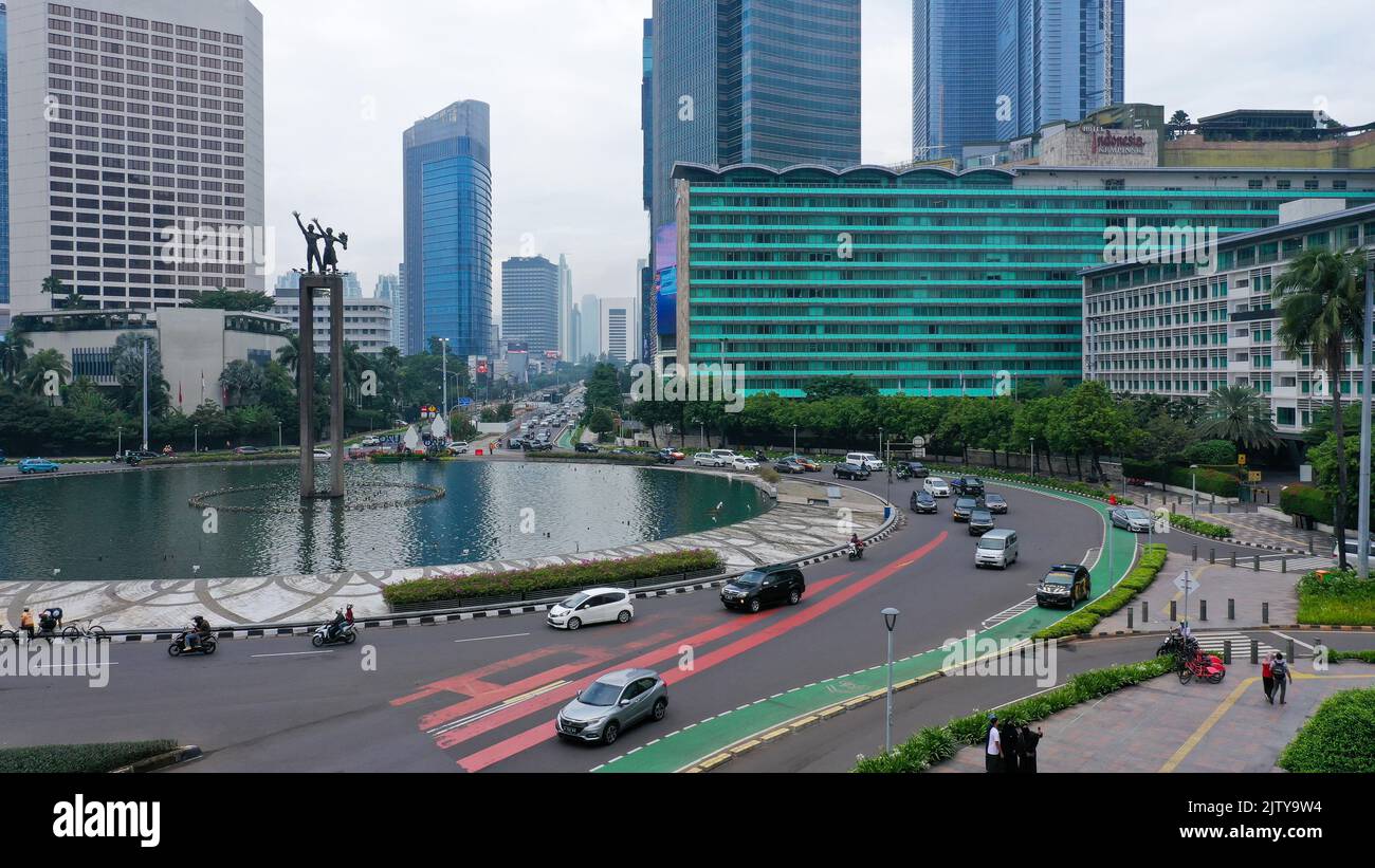 Busy traffic at Monumen Bundaran Hi, Jakarta, indonesia Stock Photo - Alamy