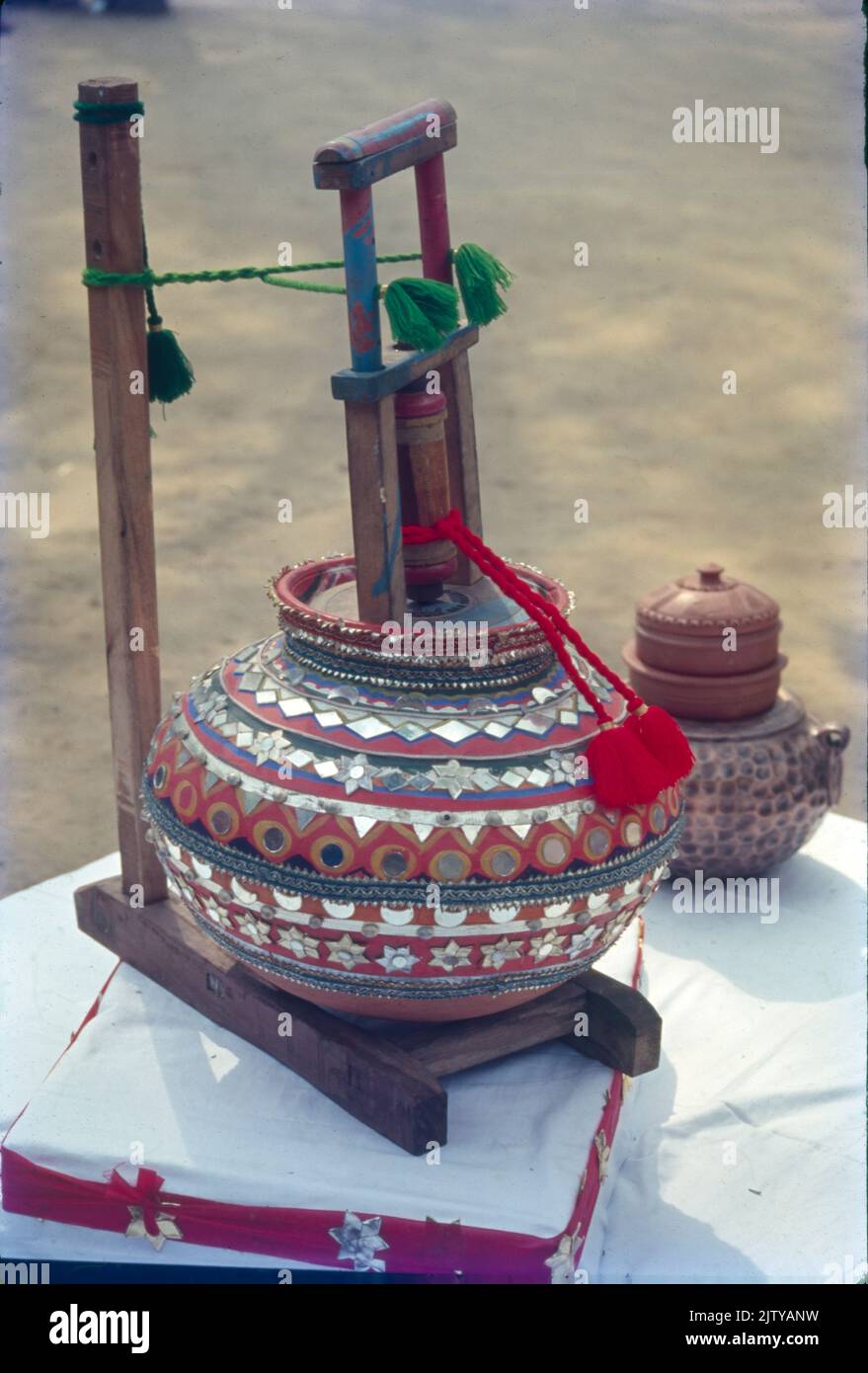 Buttermilk Churning Pot, Old Style Stock Photo - Alamy