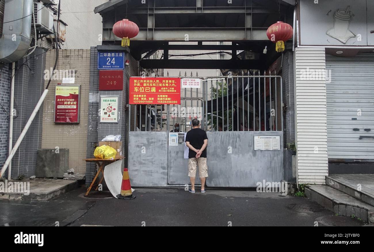 CHENGDU, CHINA - SEPTEMBER 2, 2022 - A temporarily closed community is ...