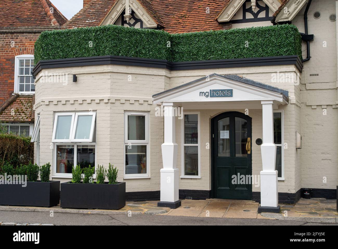 Datchet manor hotel hi-res stock photography and images - Alamy