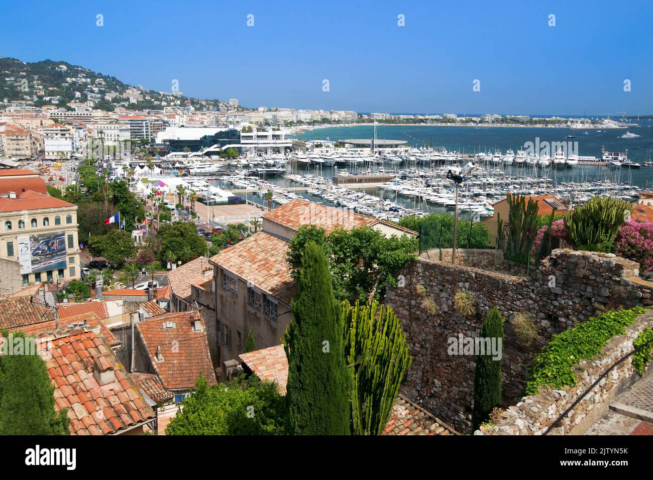Cannes harbour 2022 hi-res stock photography and images - Alamy