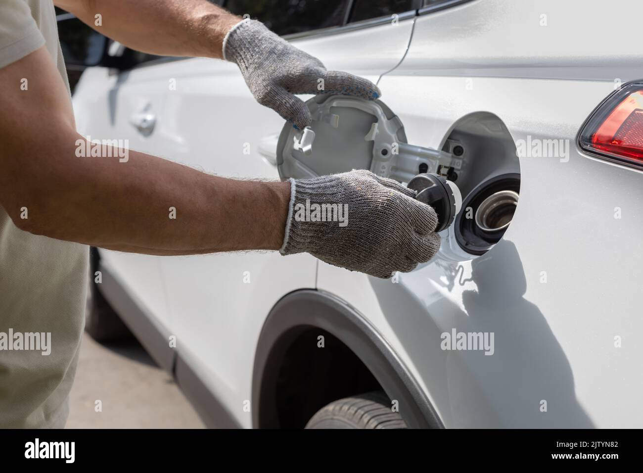 Tank hatch hi-res stock photography and images - Alamy