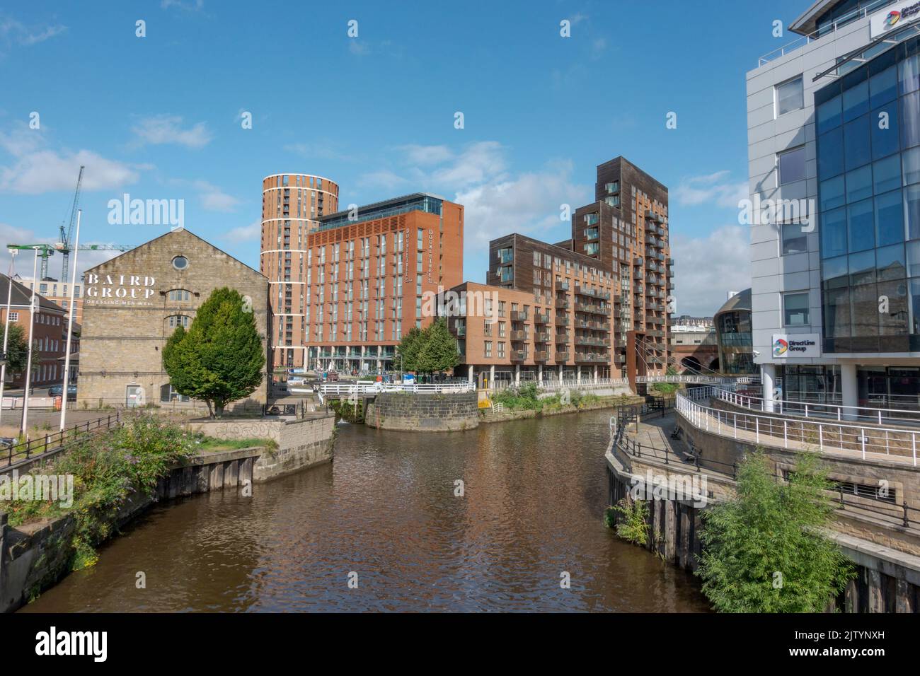Leeds dock area hi-res stock photography and images - Alamy