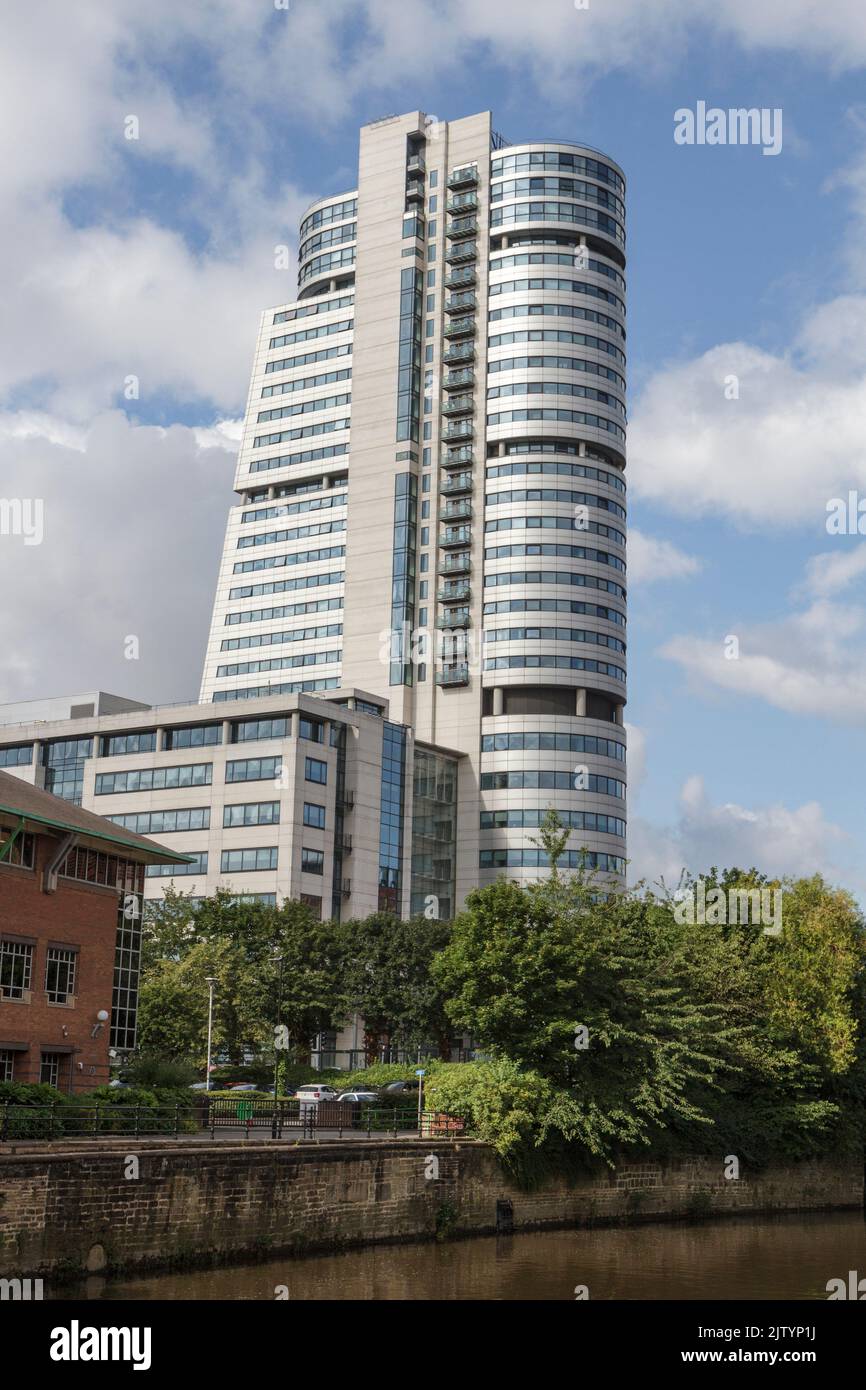 Bridgewater Place nicknamed The Dalek, an office and residential ...