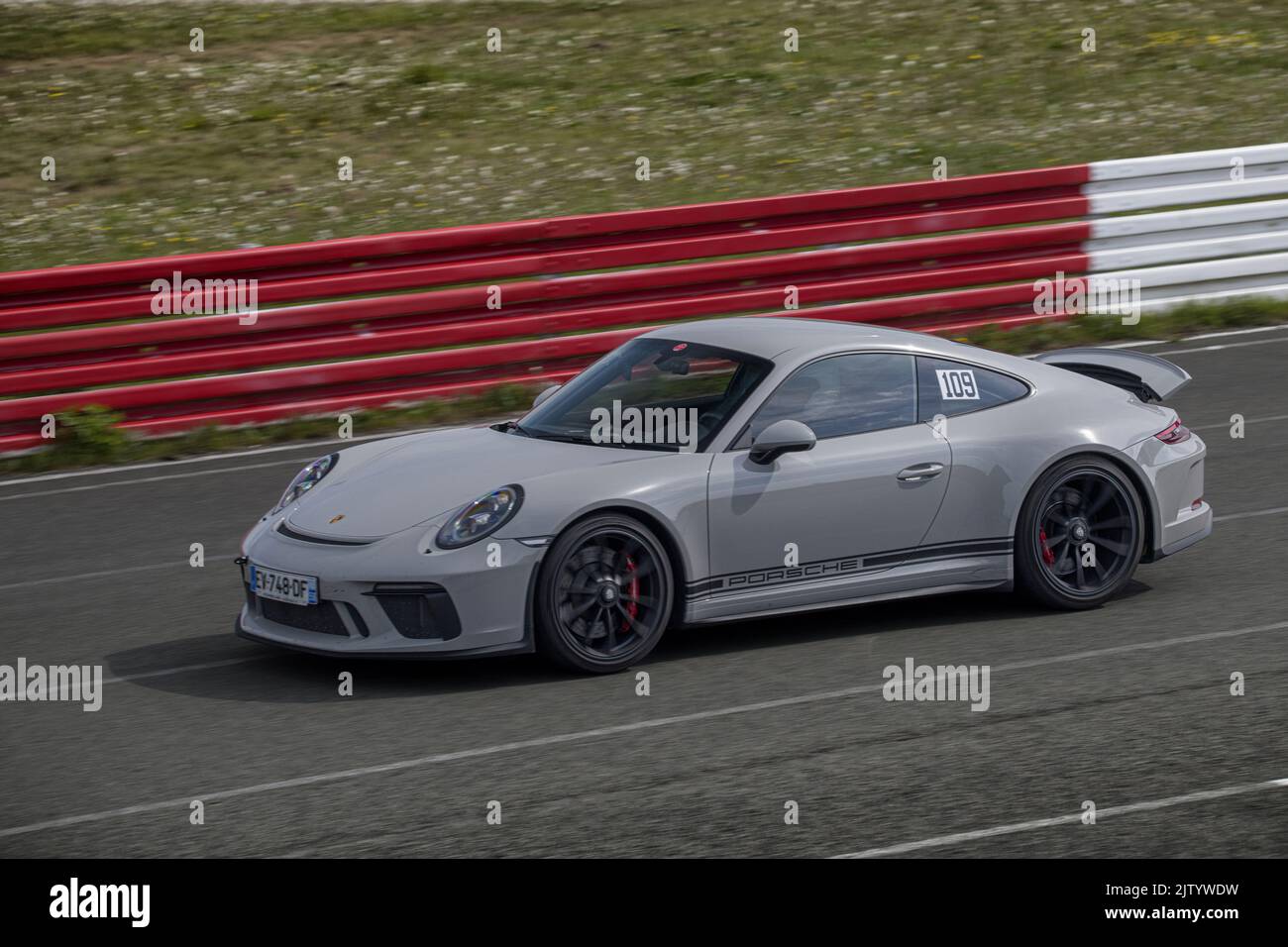 rencontre porsche sur le circuit de vitesse d'Abbeville, porsche ...