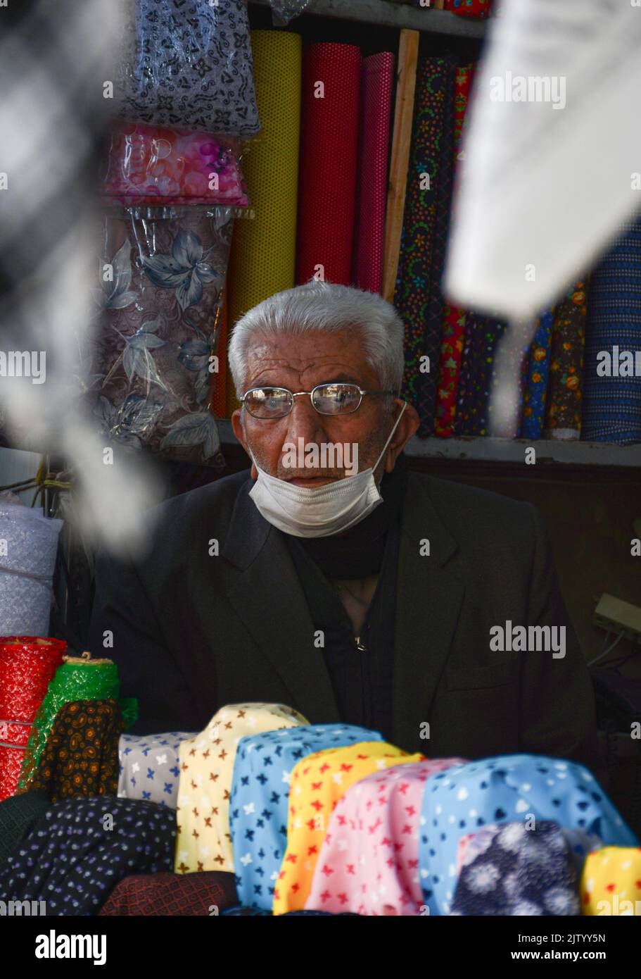 portrait of cute Iranian girl on streets Stock Photo - Alamy