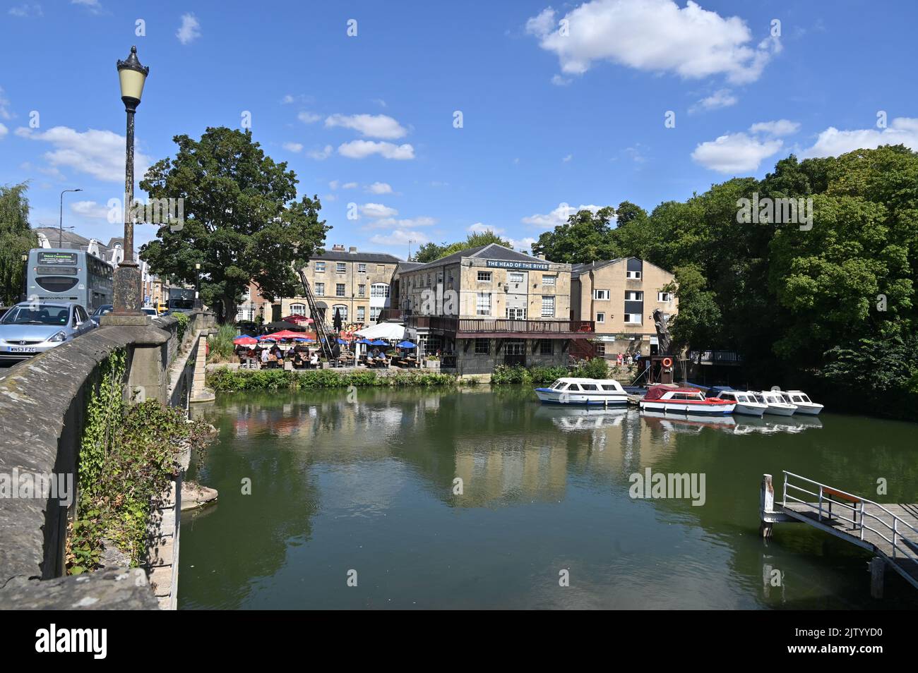 The Head of the River Public House stands on the River Thames by Folly ...