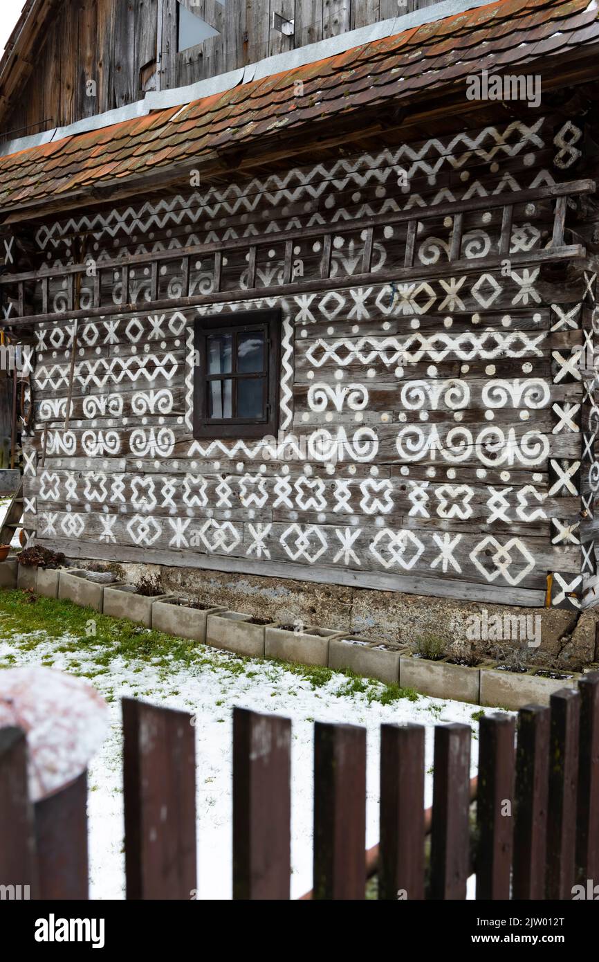 Painted folk house, UNESCO village Cicmany in Slovakia Stock Photo - Alamy