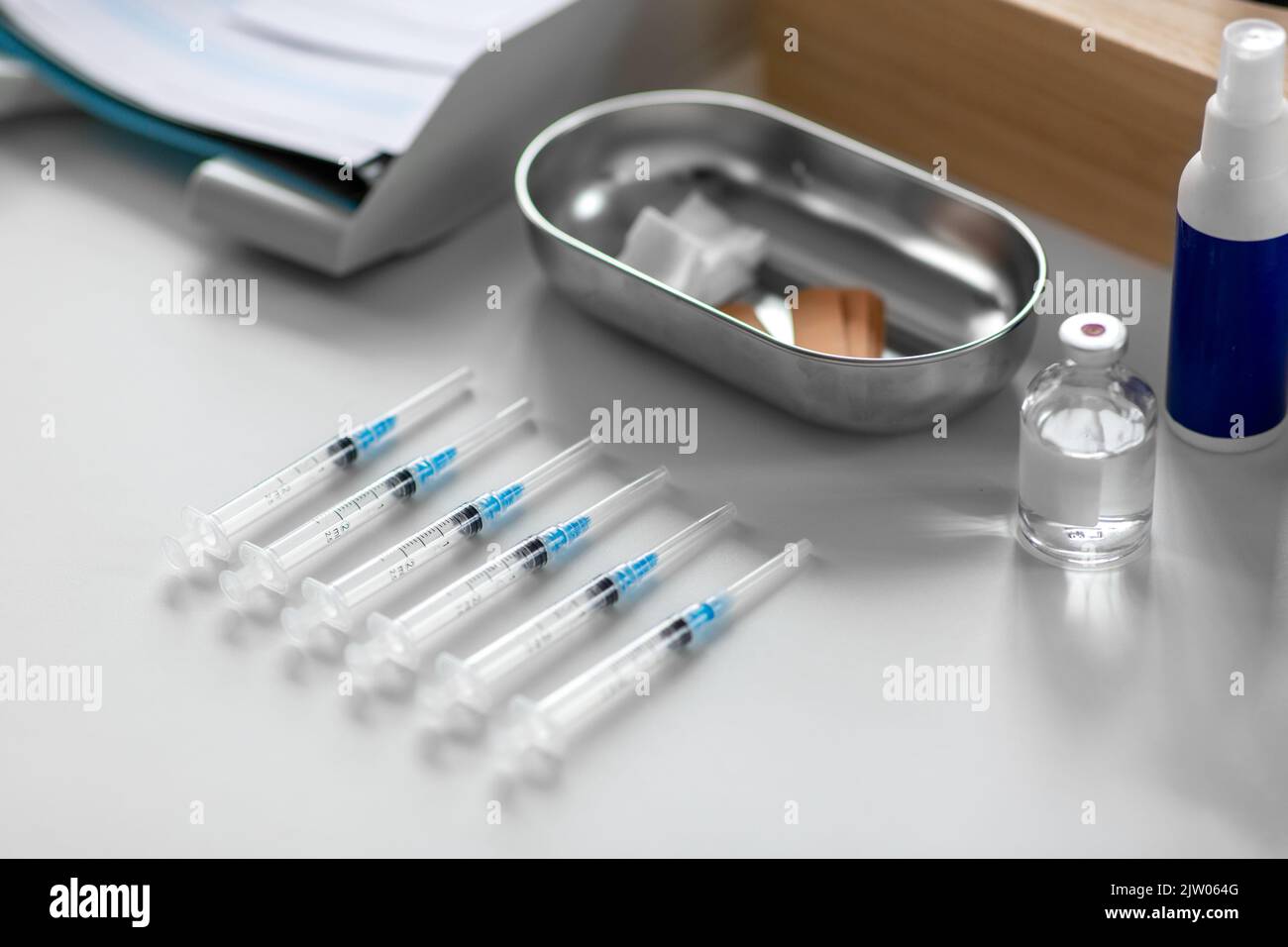 disposable syringes on table at hospital Stock Photo - Alamy