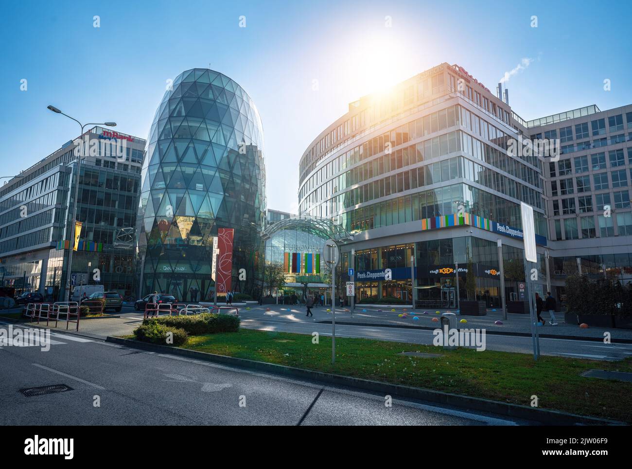 Eurovea Galleria Shopping Mall - Bratislava, Slovakia Stock Photo - Alamy Eurovea Galleria Shopping Mall - Bratislava, Slovakia Stock Photo - Alamy