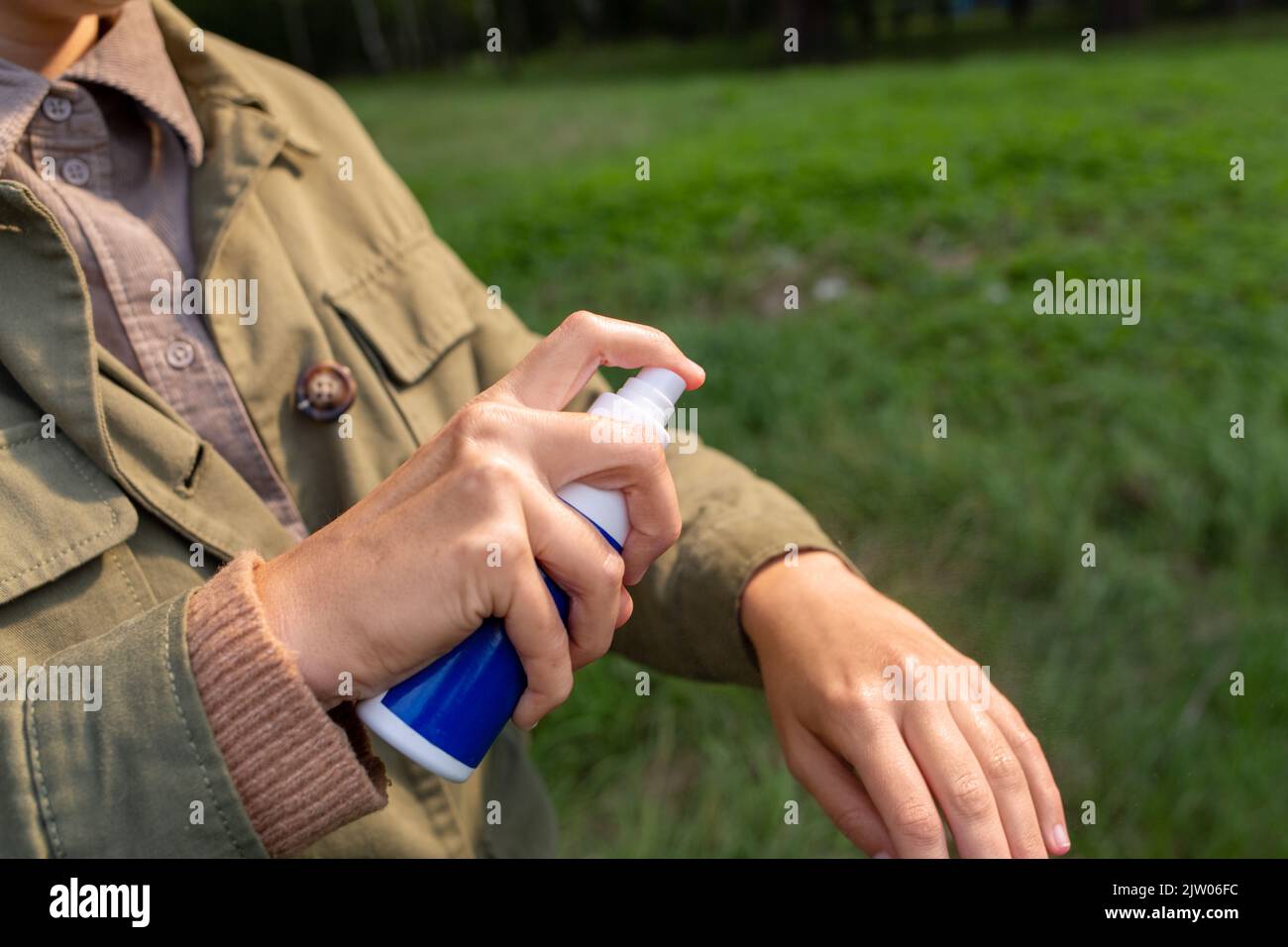 Insect repellent clothing hi-res stock photography and images - Alamy