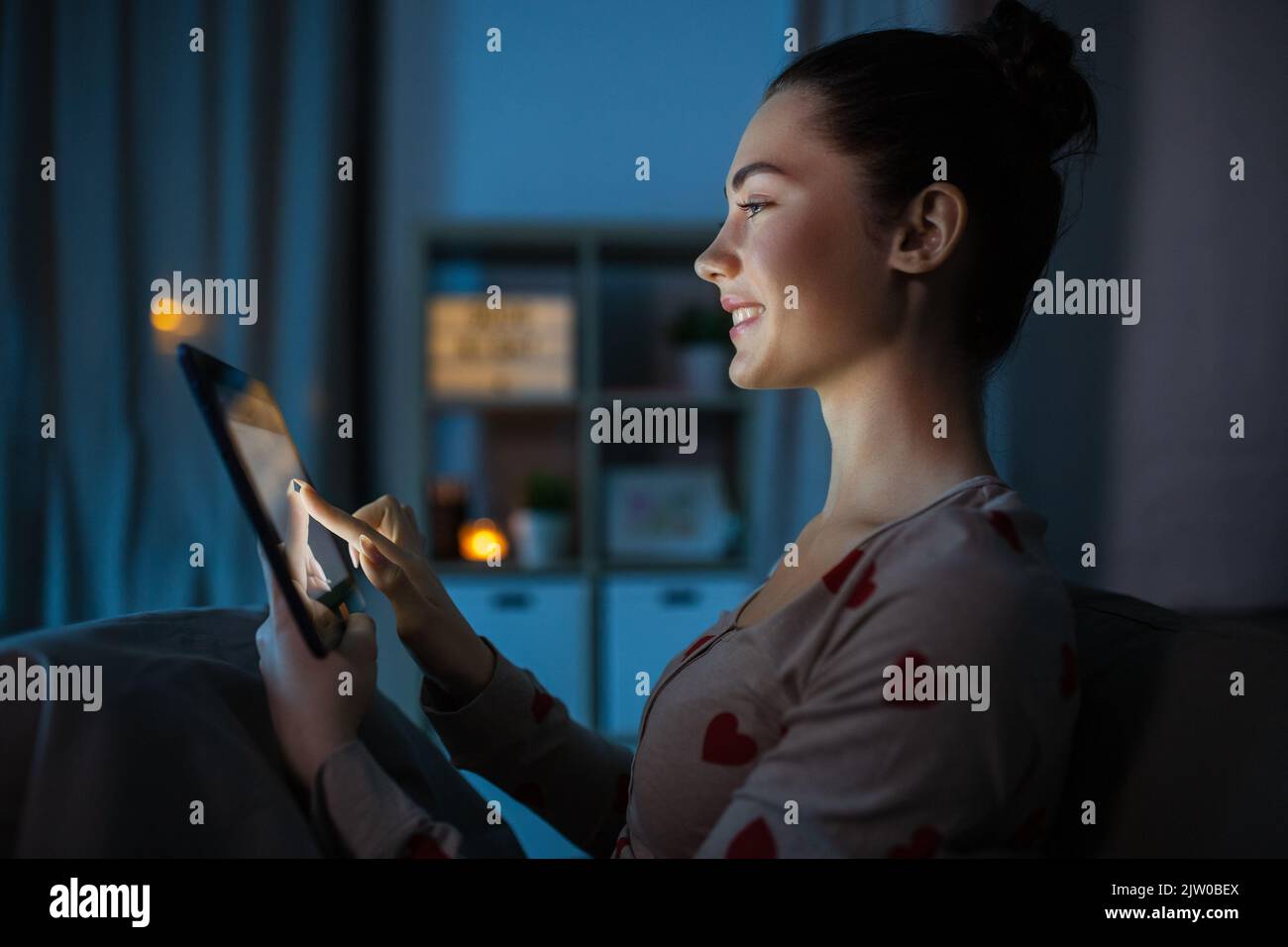 Teenager bed dark screen hi-res stock photography and images - Alamy