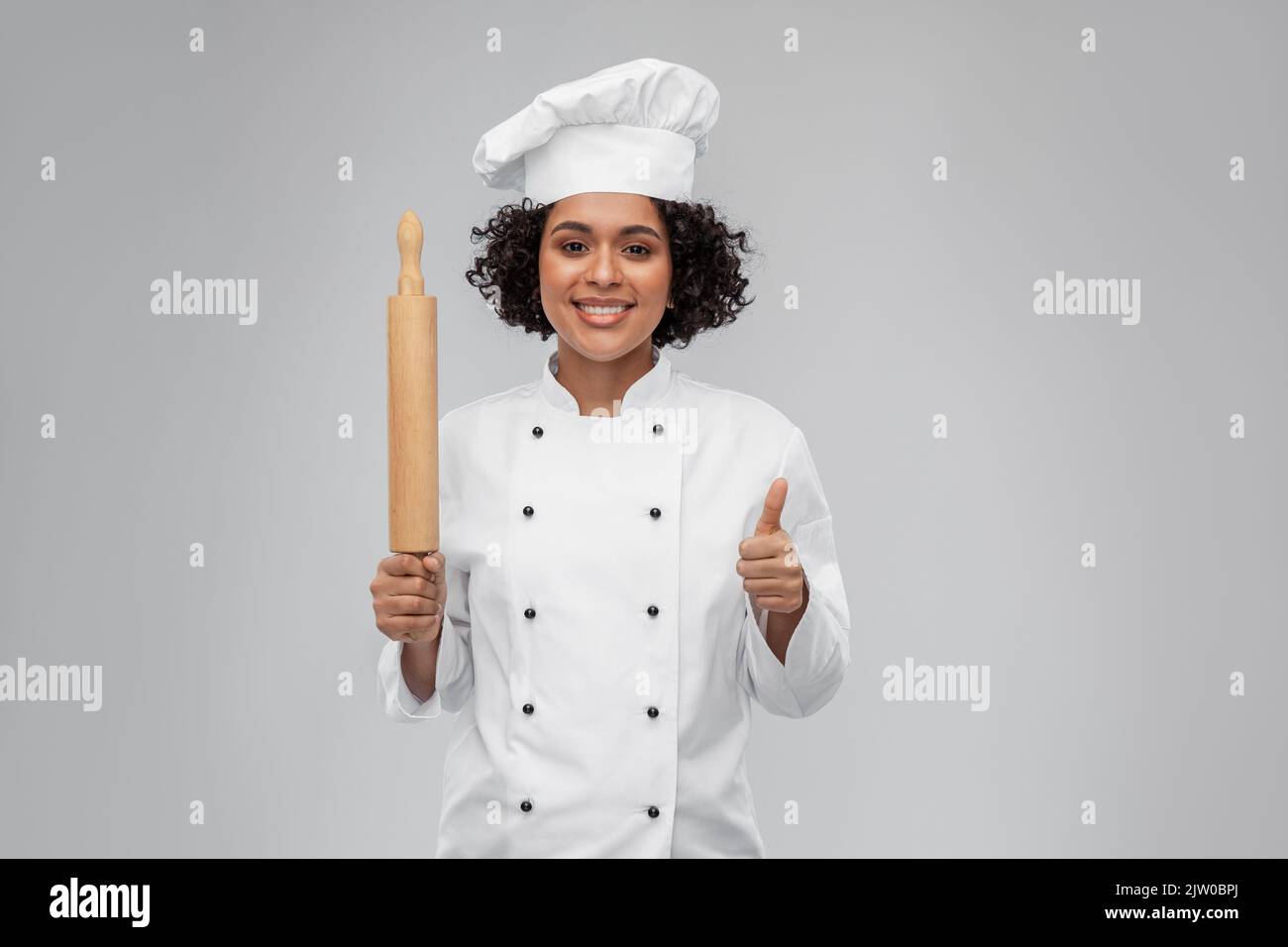 Female baker african american hi-res stock photography and images - Alamy