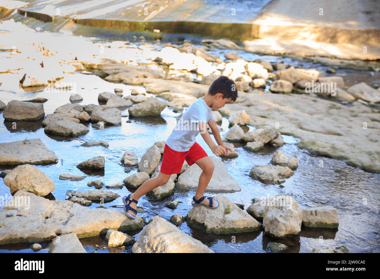 Getting feet wet hi-res stock photography and images - Alamy