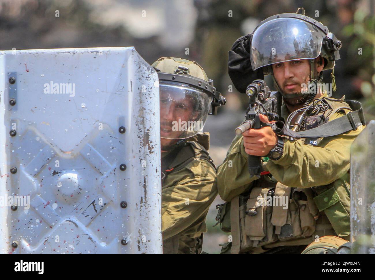 Nablus, Palestine. 02nd Sep, 2022. An Israeli soldier seen aiming at ...