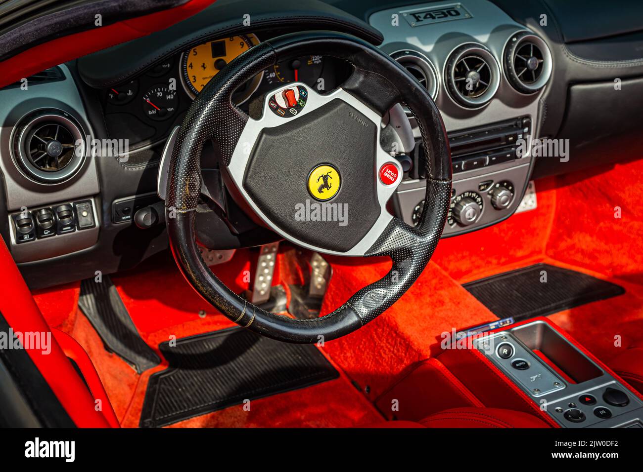 Ferrari f430 cockpit hi-res stock photography and images - Alamy