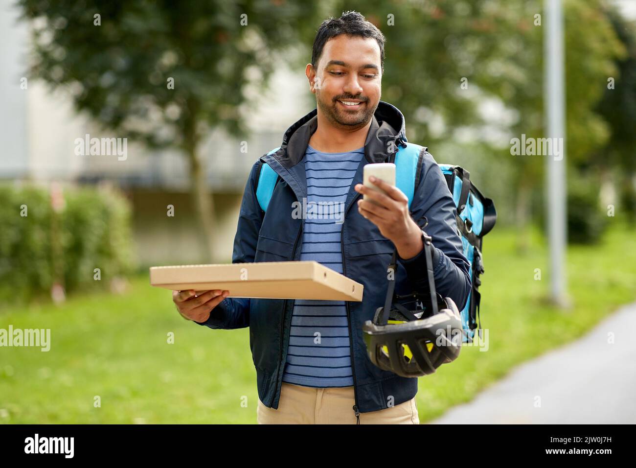 Takeaway delivery man hi-res stock photography and images - Alamy