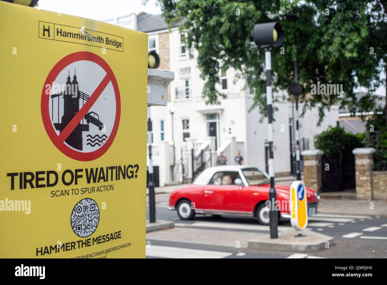 hammersmith bridge closed protest sign tired of waiting locals are ...