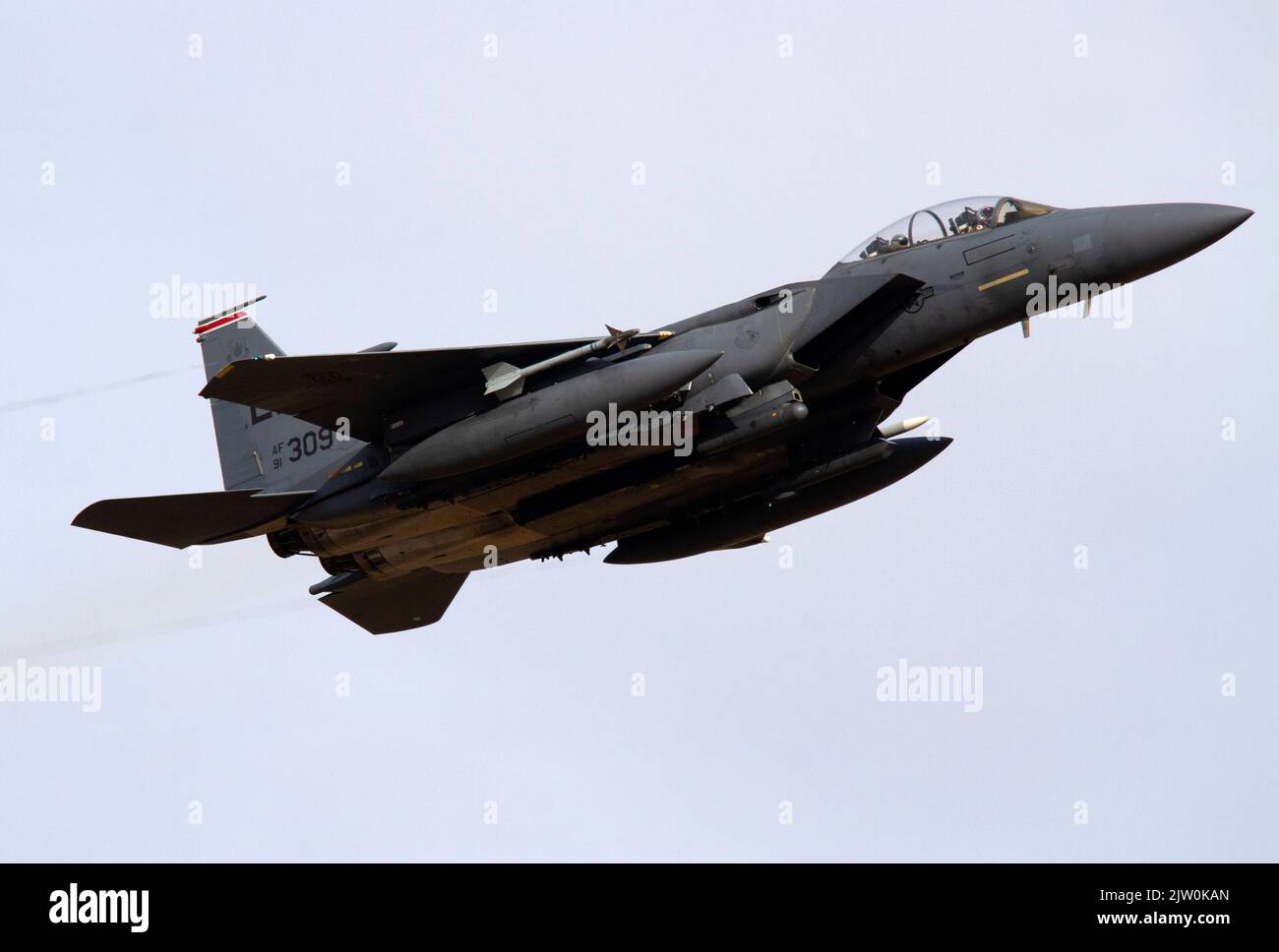 F-15E Strike Eagle AF 91-0309 taking off, Runway 07 RAF Lakenheath ...