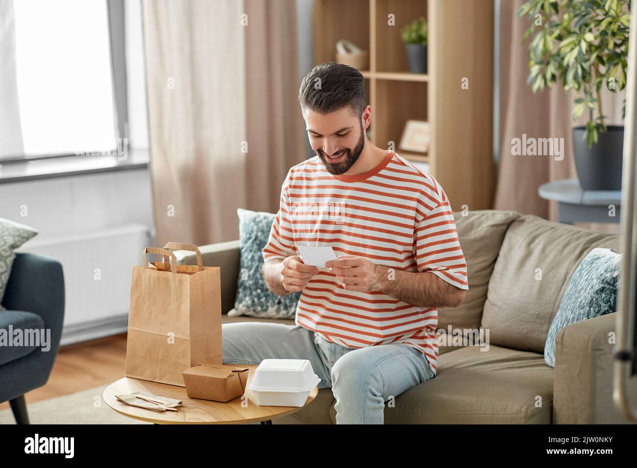 Fast food bill hi-res stock photography and images - Alamy