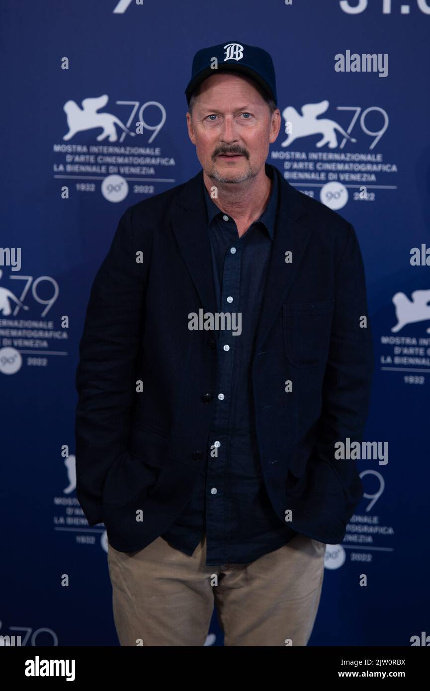 Venice, It. 01st Sep, 2022. Todd Field attends the photocall for "Tar ...