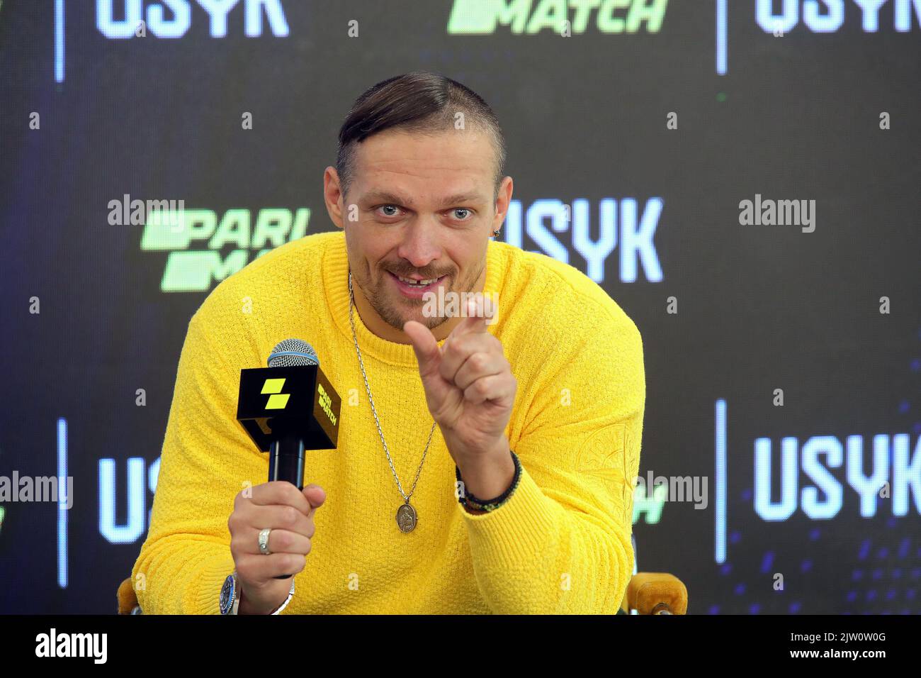 Oleksandr usyk win 2022 hi-res stock photography and images - Alamy