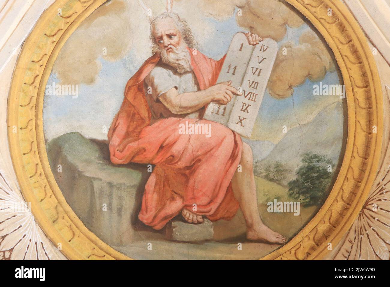 Tables de la loi de moise hi-res stock photography and images - Alamy