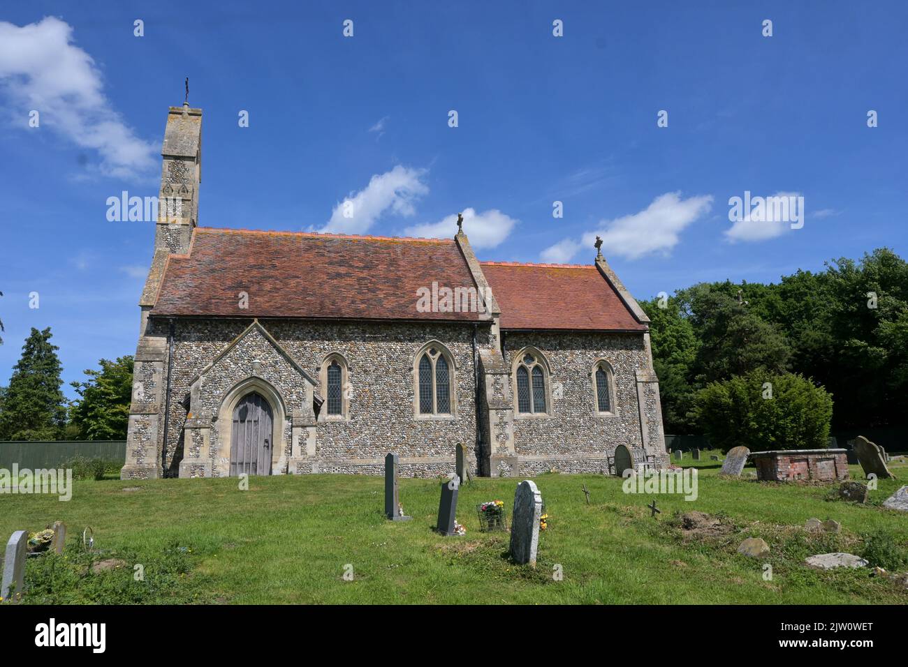rural suffolk church Stock Photo - Alamy
