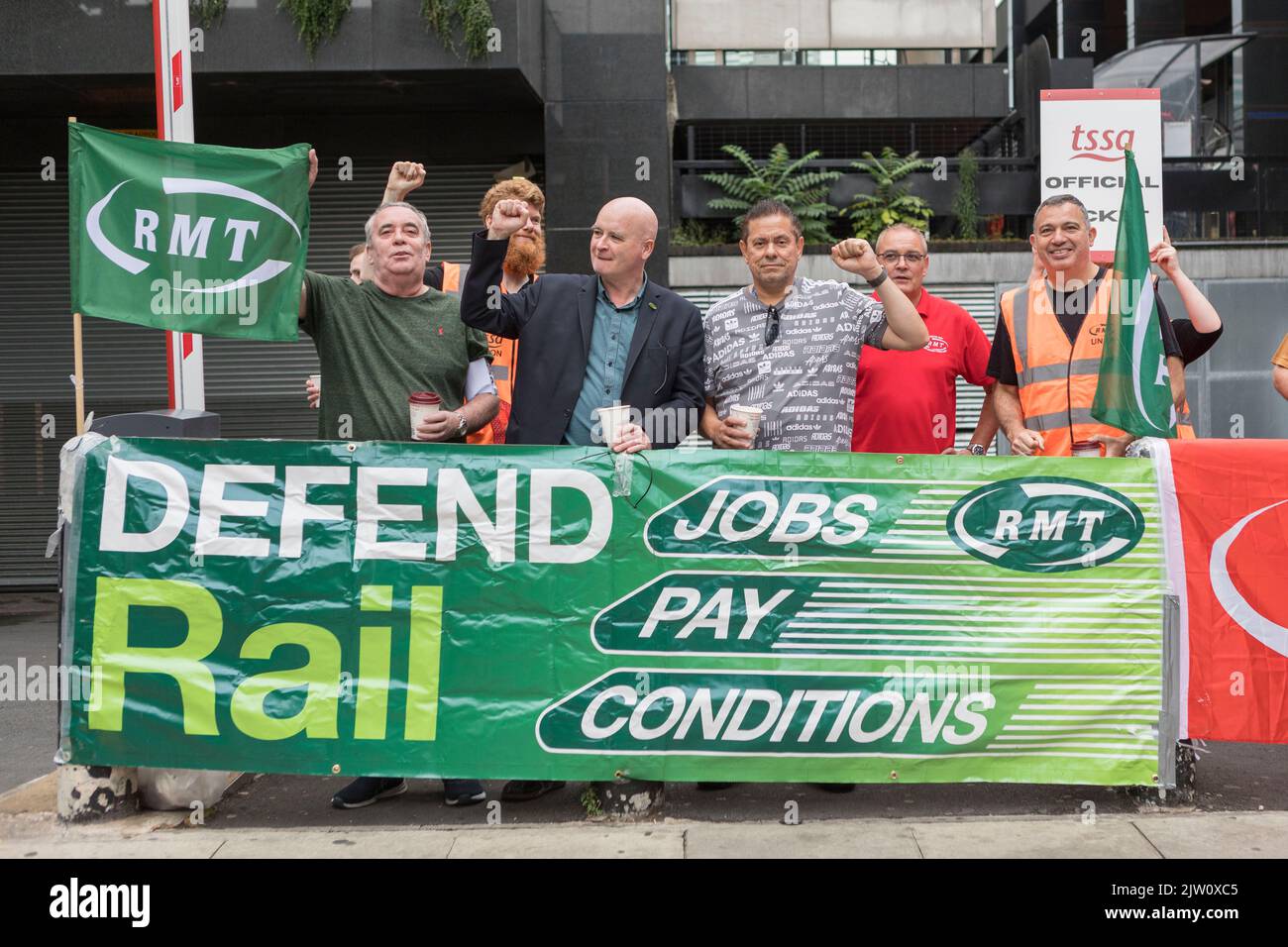 National rail service is reduced to 1-2 trains per hour at London ...