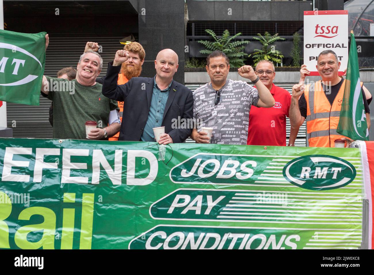 National rail service is reduced to 1-2 trains per hour at London ...