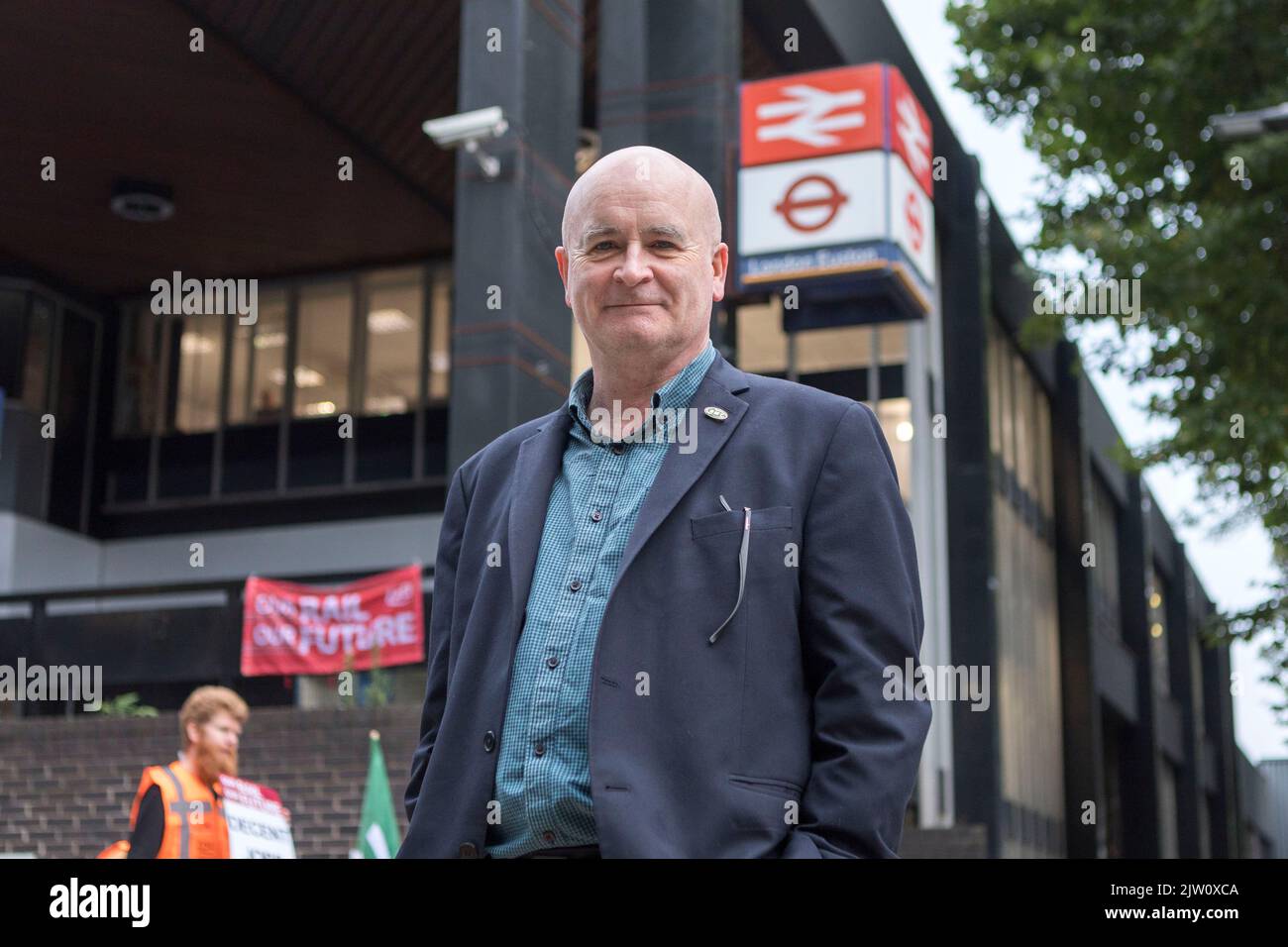 National rail service is reduced to 1-2 trains per hour at London ...