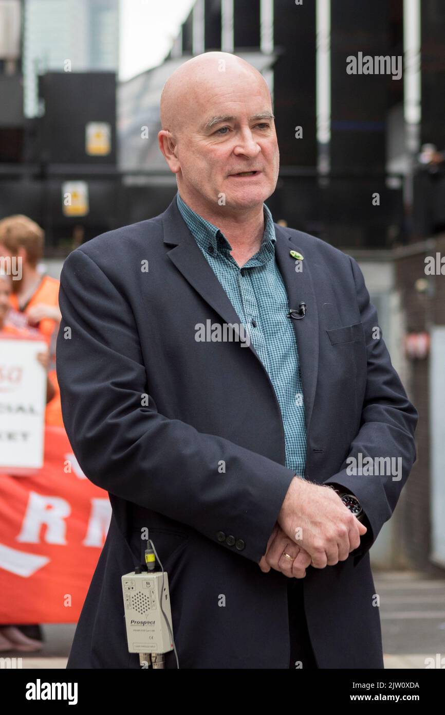 RMT secretary-general Mick Lynch outside a picket line at Euston train ...